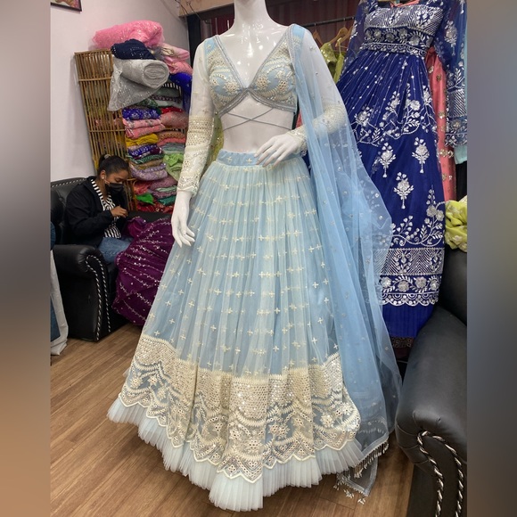 Lehengas | Samrat Ri Design Lehenga Set Small Size Size Adjustablefit ...